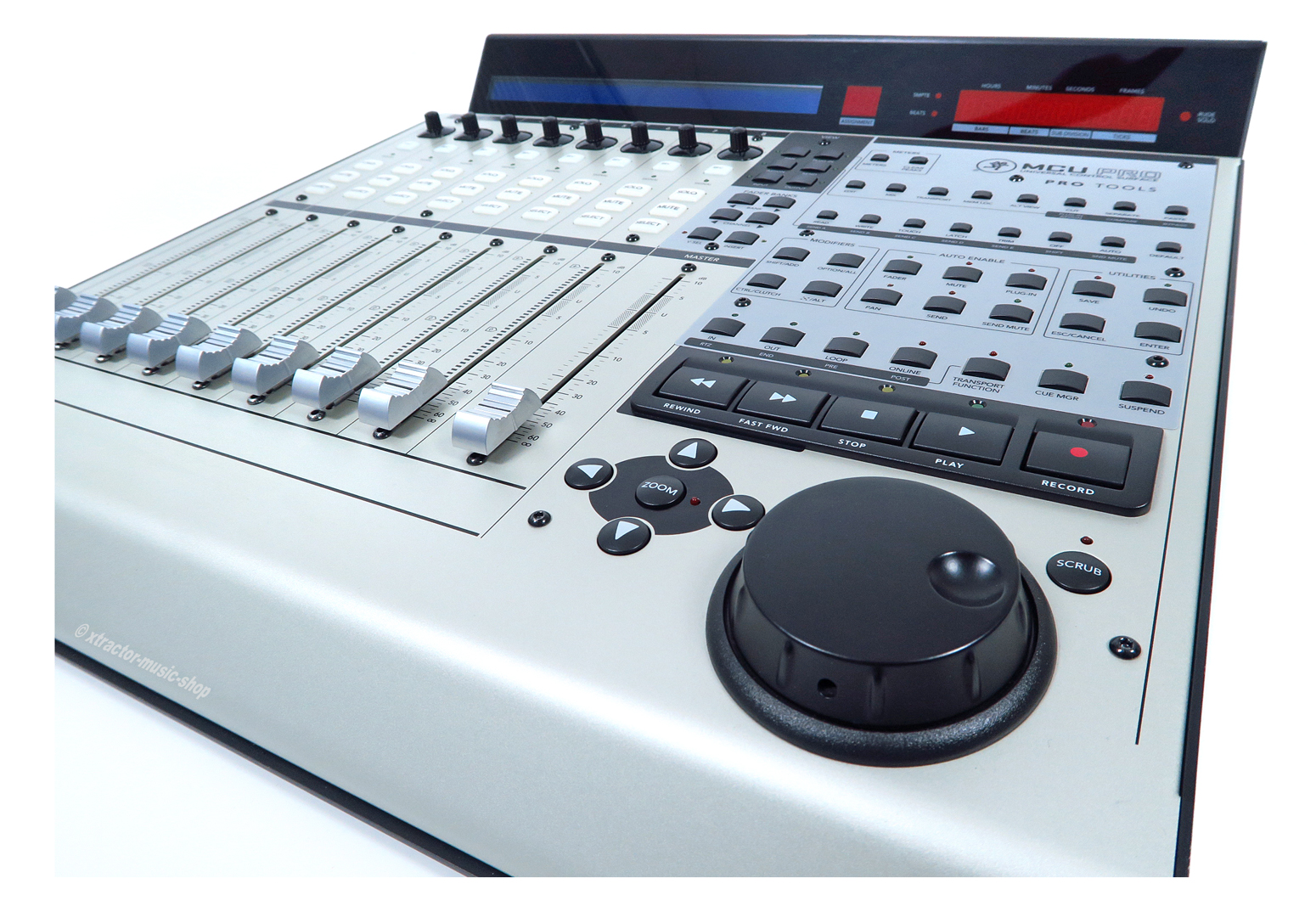 MACKIE Control Universal Pro USB DAW Controller Logic Cubase MCU / OVP ...